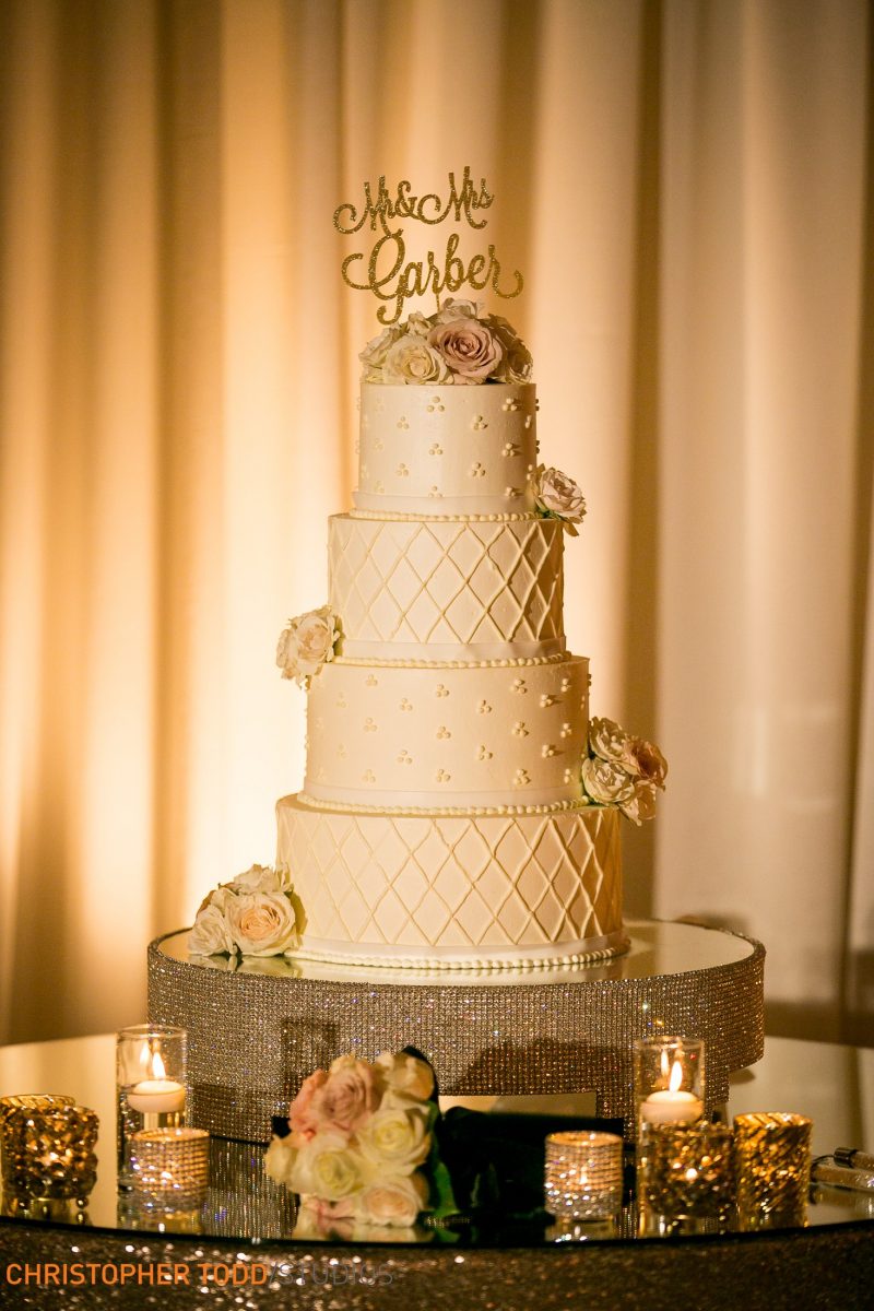 The Island Hotel - Caitlin and Logan - Finishing Touch Weddings